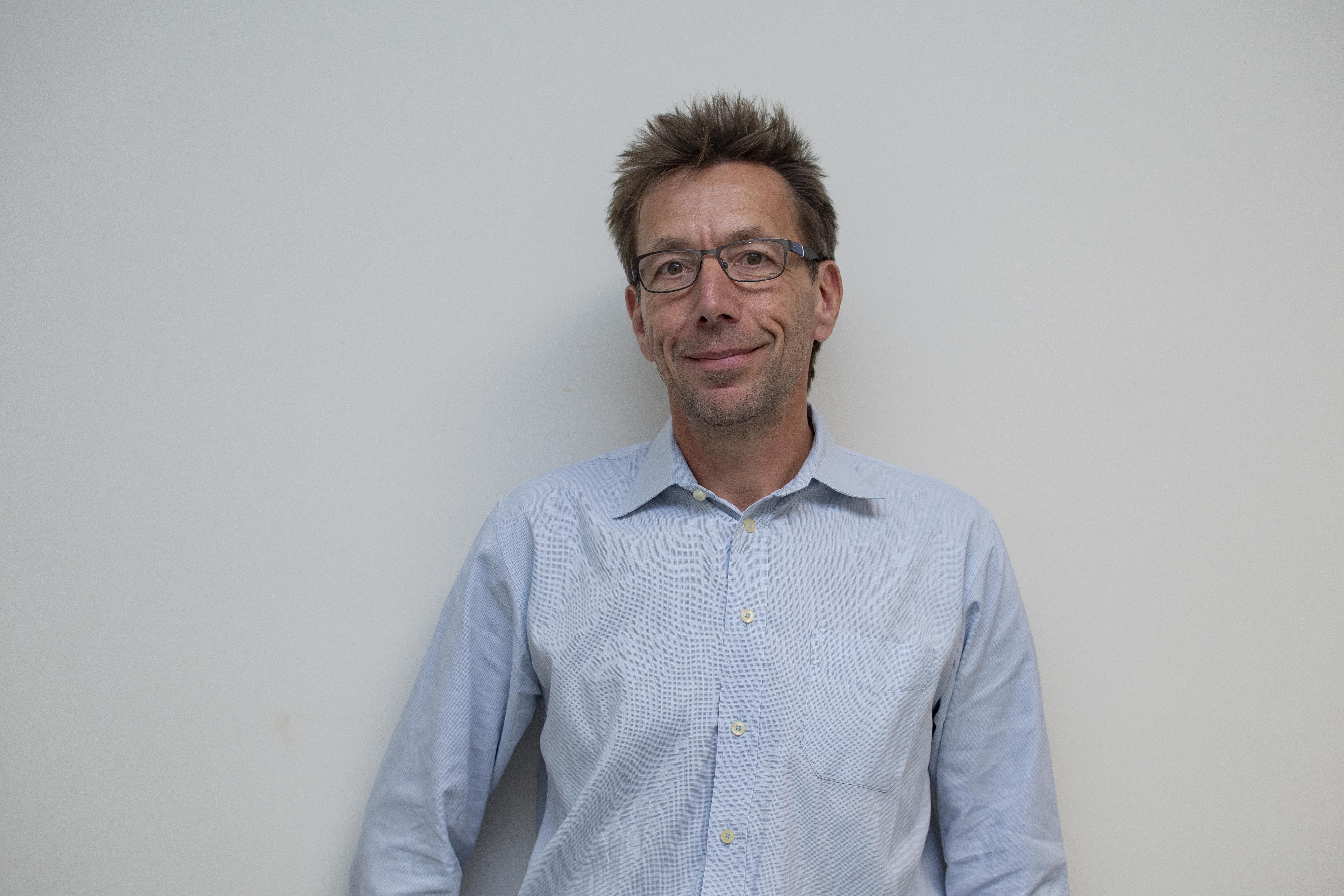 Associate Professor Hergen Buscher | UNSW Research